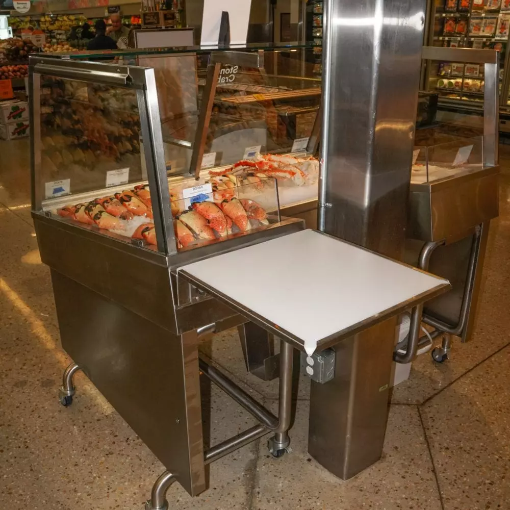 Seafood Cases - Refrigerated, Ice-Only & Combination - Atlantic Food Bars